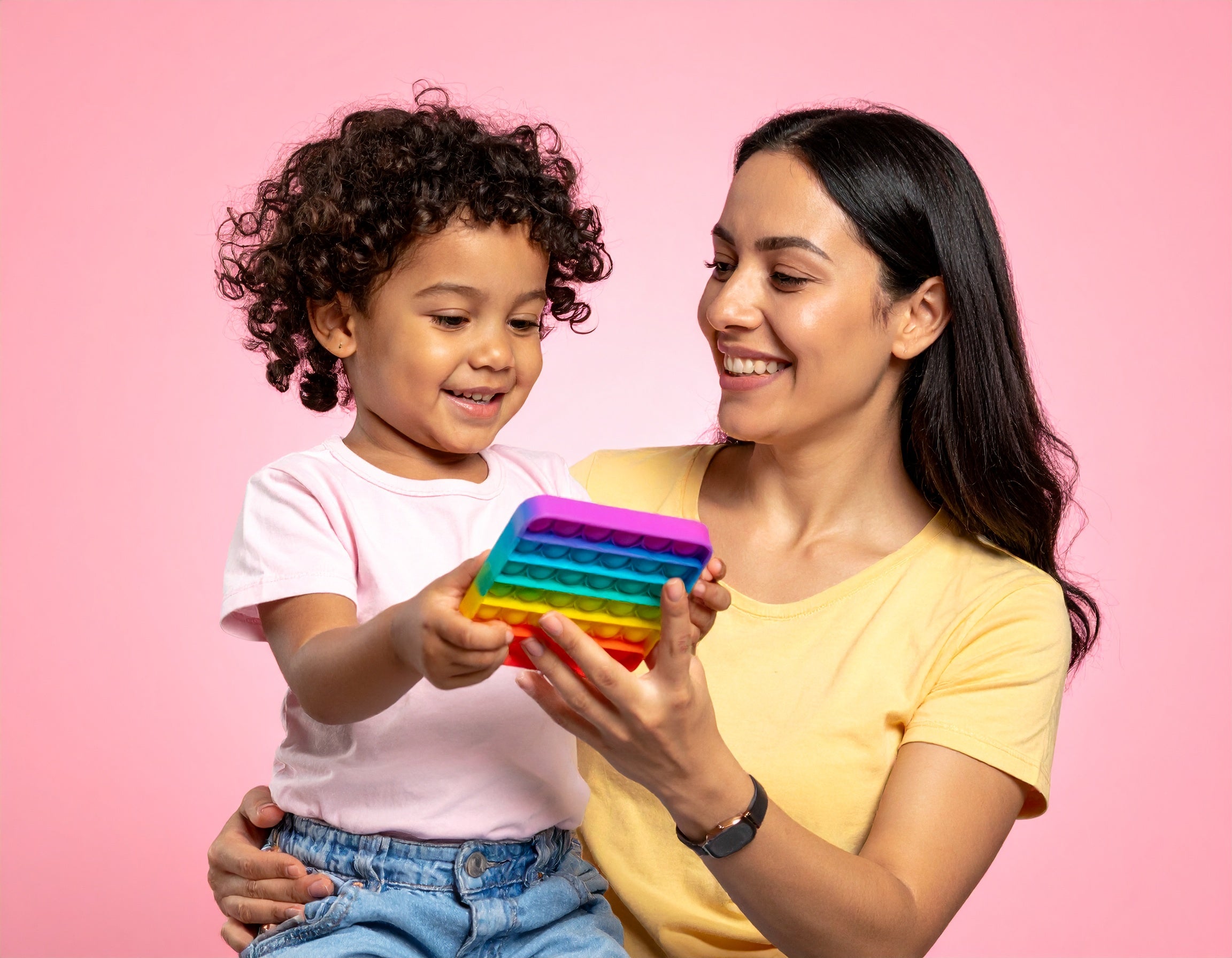 5 Screen-Free Ways to Calm Hyper Kids – Pedagogue Approved – ELEFUN!